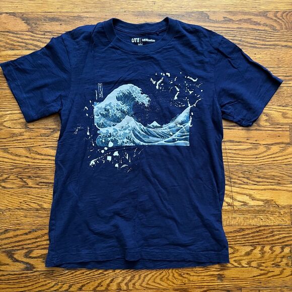 Uniqlo | Shirts | Uniqlo Mfa Boston Tshirt Mens Small Graphic Wave Art ...